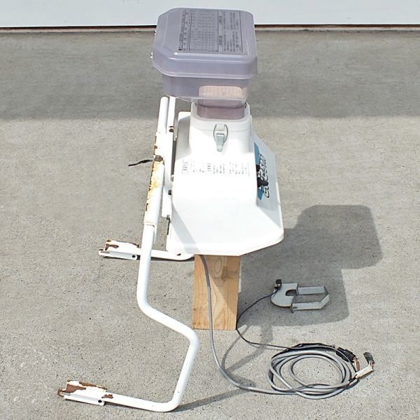 群馬】クボタ 薬剤 除草剤 散布機 こまきちゃん 4-8条 タンク 群馬】クボタ 薬剤 除草剤 散布機 こまきちゃん 4-8条 タンク