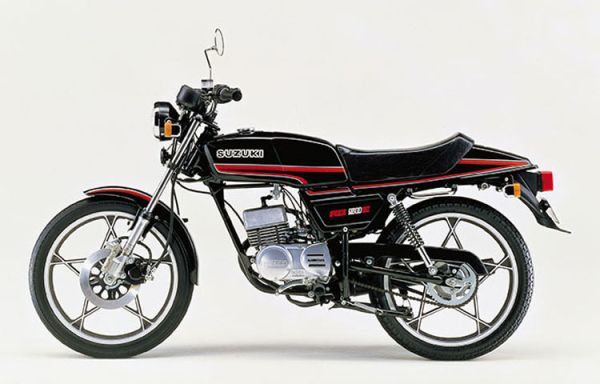 Yahoo!オークション - SUZUKI RG50E-4/E-5 RG50T RG50-4フューエルコッ...