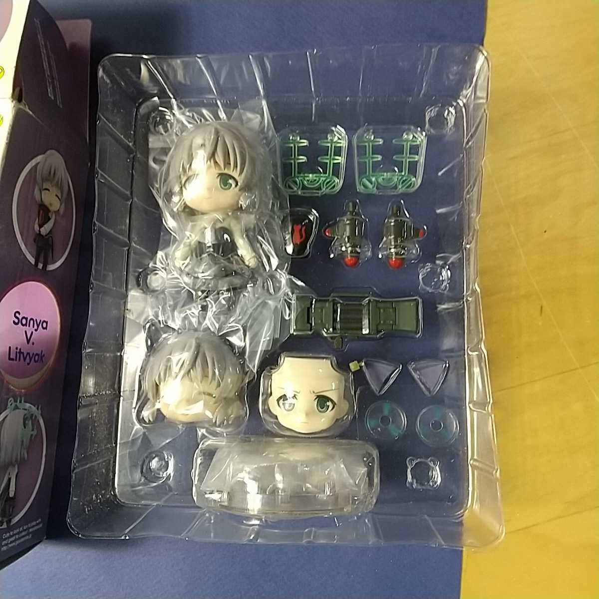 Yahoo!オークション - u518 ねんどろいど 552 サーニャ v リトヴャク ...