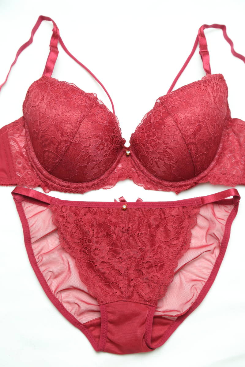 Yahoo!オークション - F65ブラジャー＆Mショーツ rose red エレガント ...