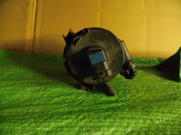 Yahoo!オークション - アウディ 左 フォグランプ J501