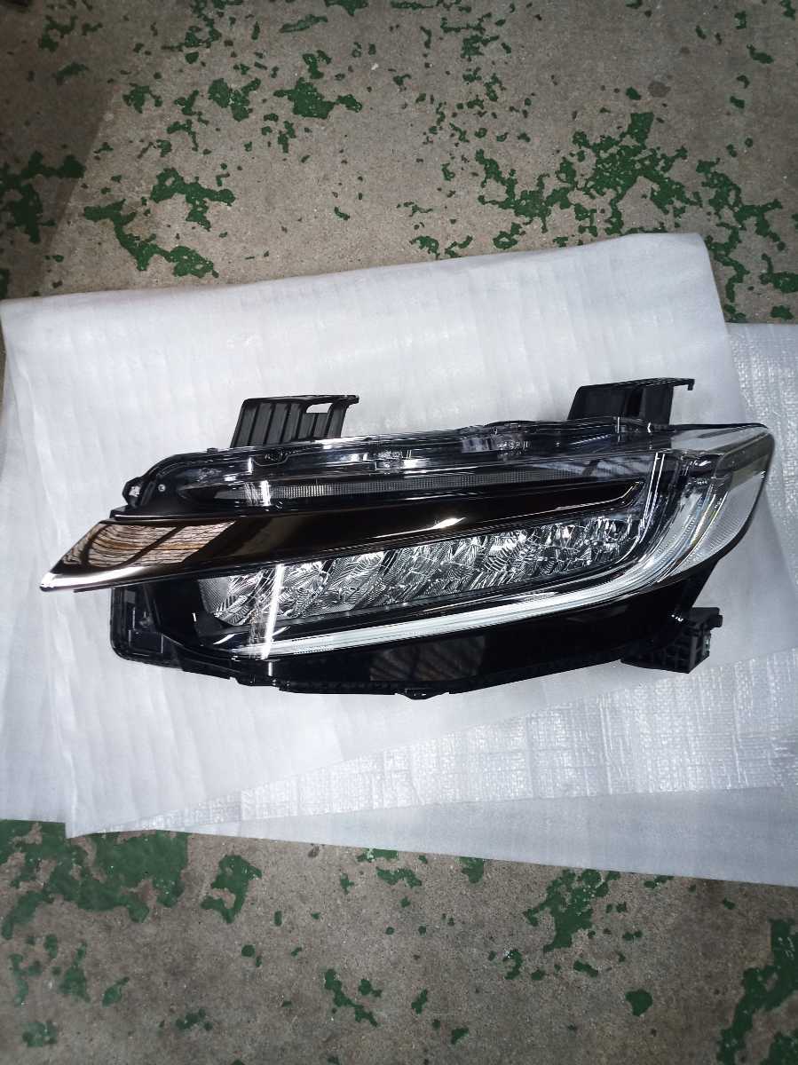 Yahoo!オークション - ホンダ インサイト ZE4 左ヘッドライト 送料2000...