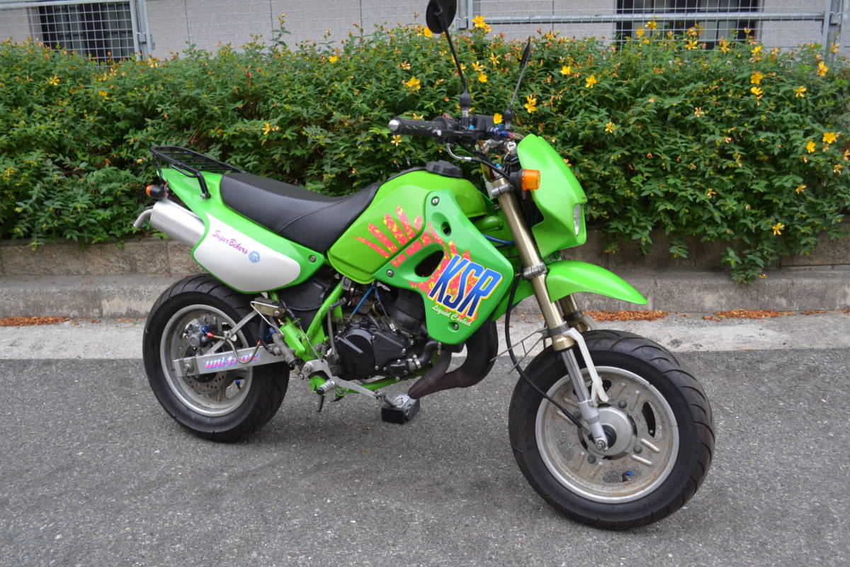 Yahoo!オークション - 2stミニスーパーバイカー仕様 オイルの焼ける...