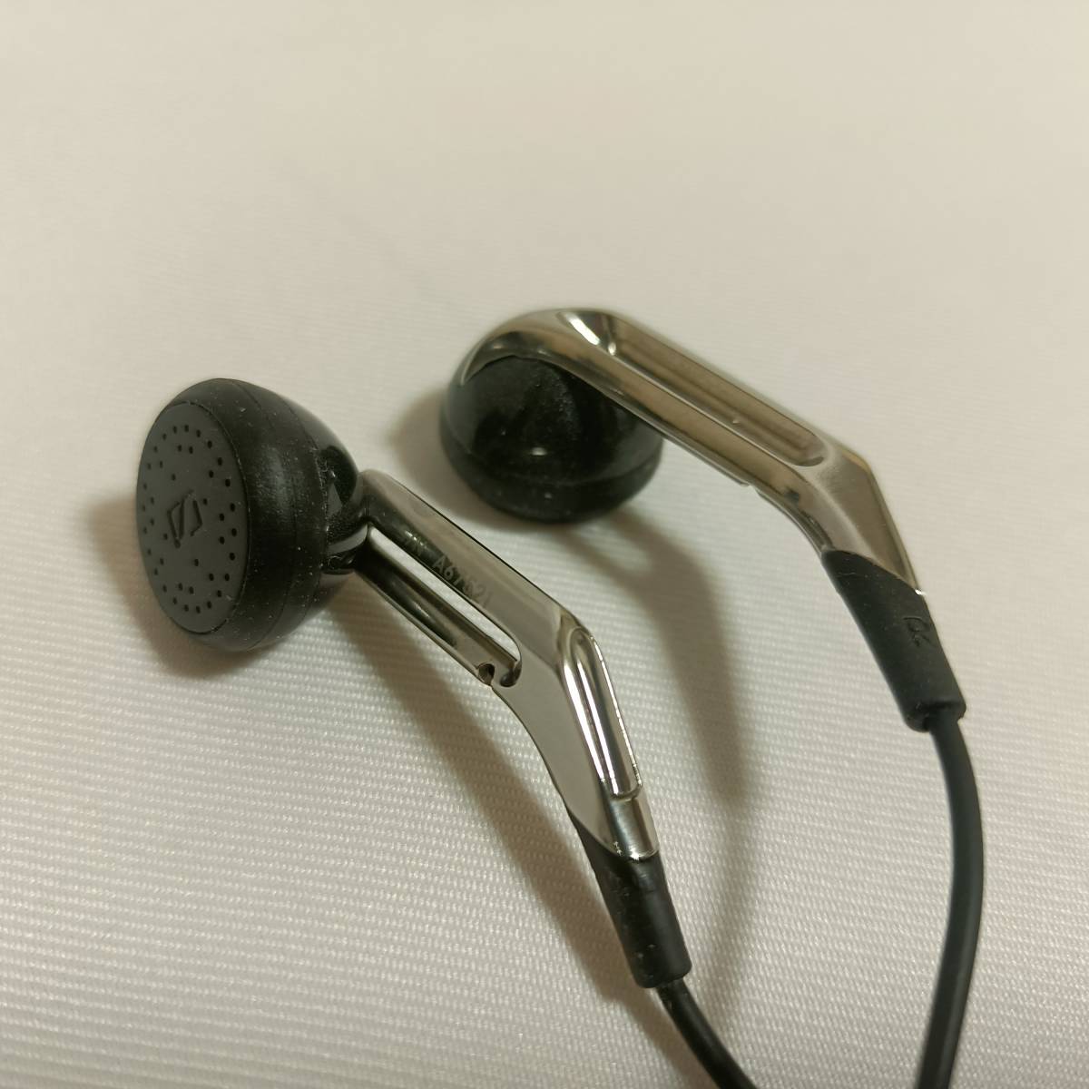 Yahoo!オークション - 【希少 】SENNHEISER MX985 Yahoo!オークション - 【希少 】SENNHEISER MX985