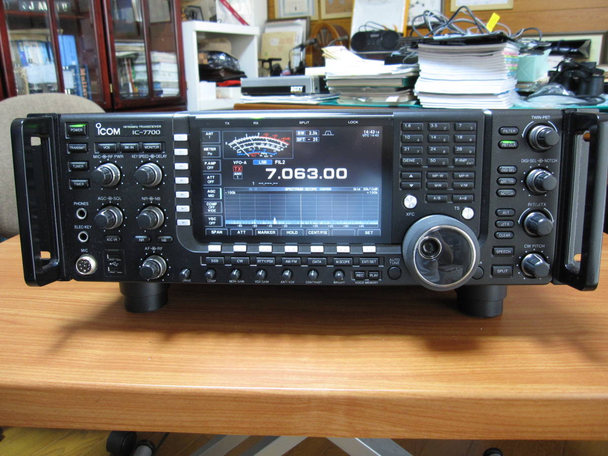 IC-7700 騒が 200W IC-7700 騒が 200W