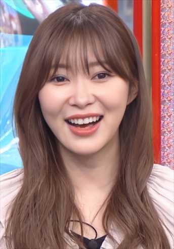 Yahoo!オークション - 指原莉乃 CP付き A4判 ポスター写真 011