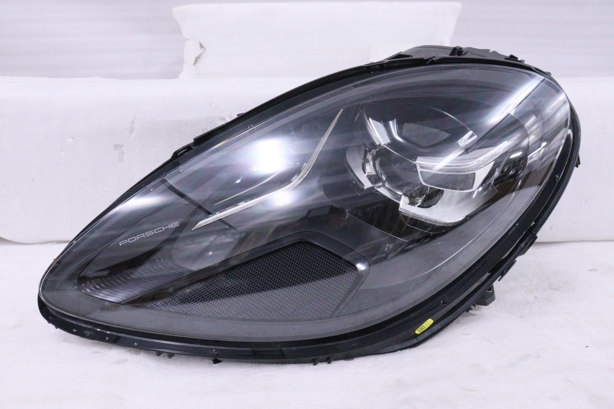 Yahoo!オークション - 22-430 極上品 後期 LED 95B ポルシェ マカン 左...