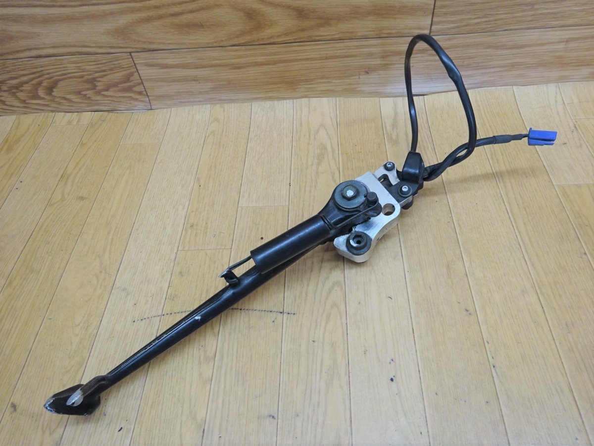 Yahoo!オークション - 【Y73】 YZF-R1(5VY) 04-06 JYARN13N84A001 純正...