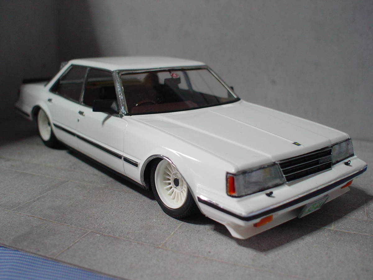 1/24 チェイサー4ドアハードトップ アバンテ ツインカム24 GX61型 後期 完成品(完成品)｜売買されたオークション情報、yahooの商品情報をアーカイブ公開 - オークファン ...