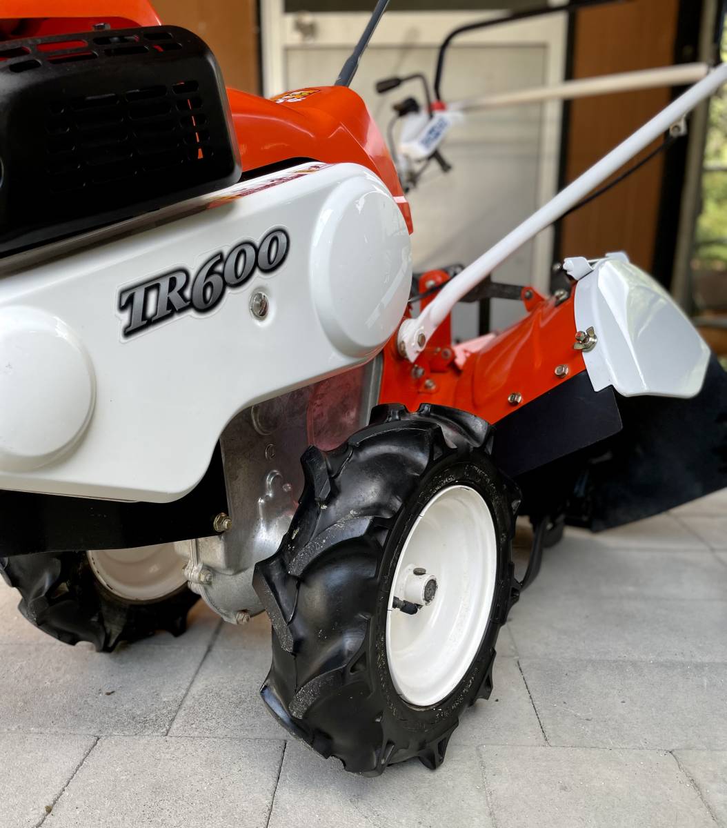 クボタ TR600 ミニ耕運機。管理機。農用トラクター。耕うん機 クボタ TR600 ミニ耕運機。管理機。農用トラクター。耕うん機