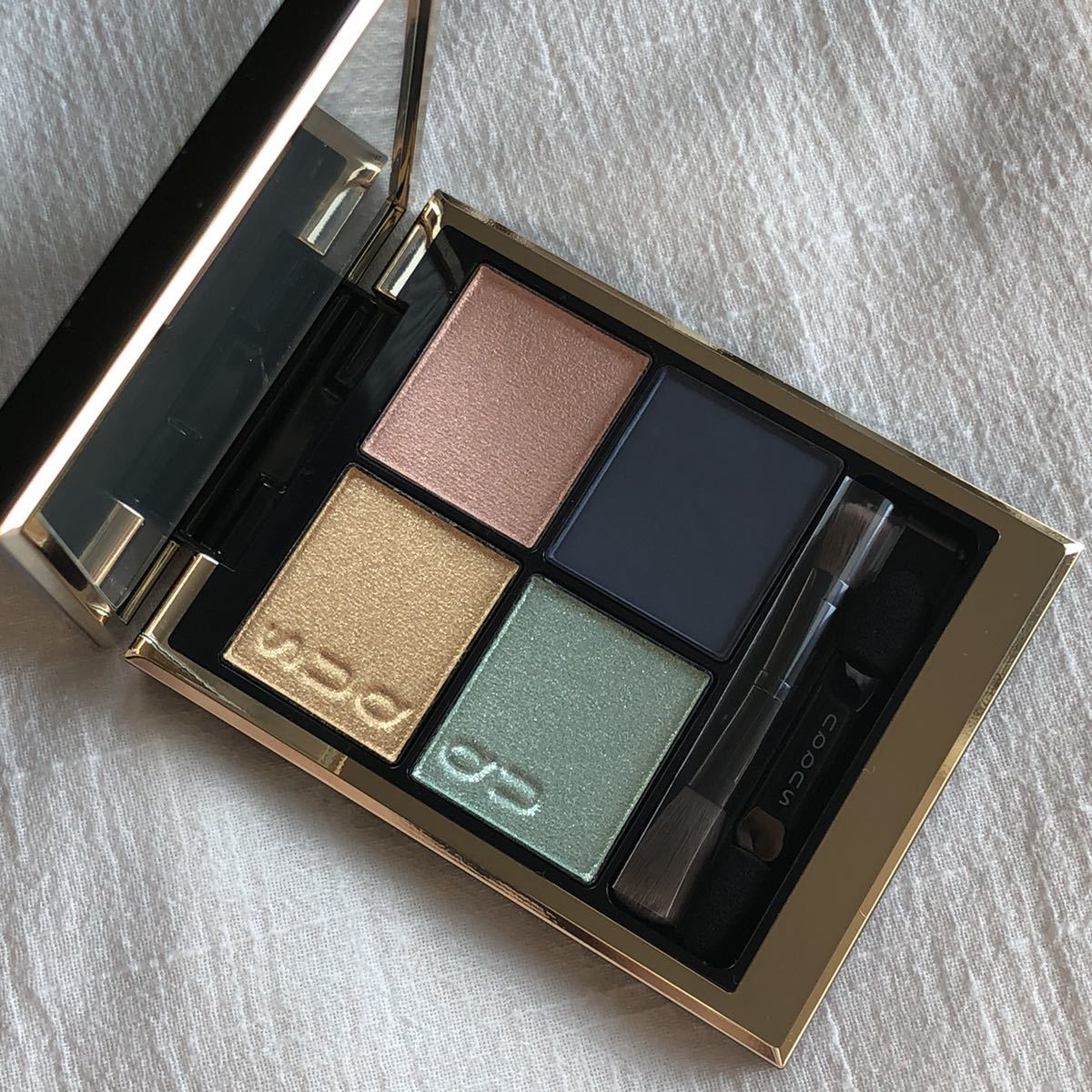 Yahoo!オークション - SUQQU 2022プレサマー限定 シグニチャーカラーア...