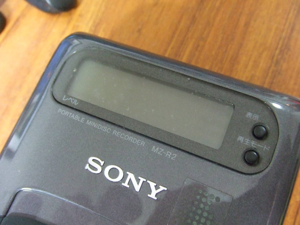 Yahoo!オークション - y351 ソニー/SONY MDウォークマン MZ-R2 中古 本...