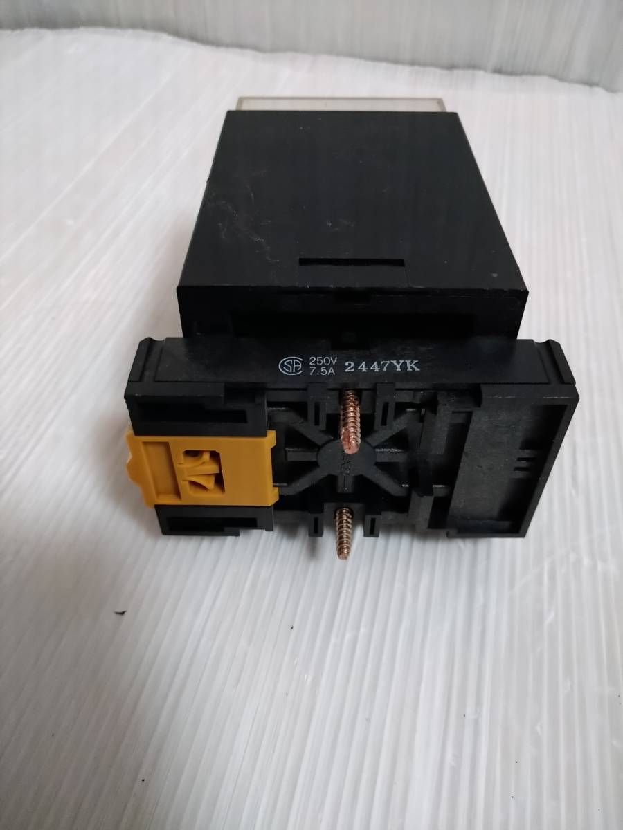 Yahoo!オークション - OMRON 高圧地絡継電器 AGF-1-P5 T-454