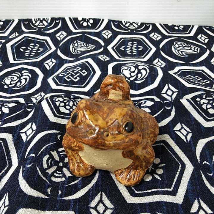 Yahoo!オークション - g_t N111 陶器製 カエル の 置き物 インテリア ...