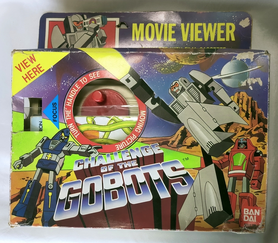 バンダイ カセット ムービーセット＋1カセット GOBOTS 作動品(フィルムカメラ)｜売買されたオークション情報、yahooの商品情報をアーカイブ公開 - オークファン（aucfan.com）