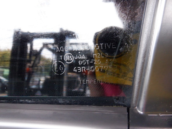 Yahoo!オークション - 4218 RU1 ヴェゼル リアドア右