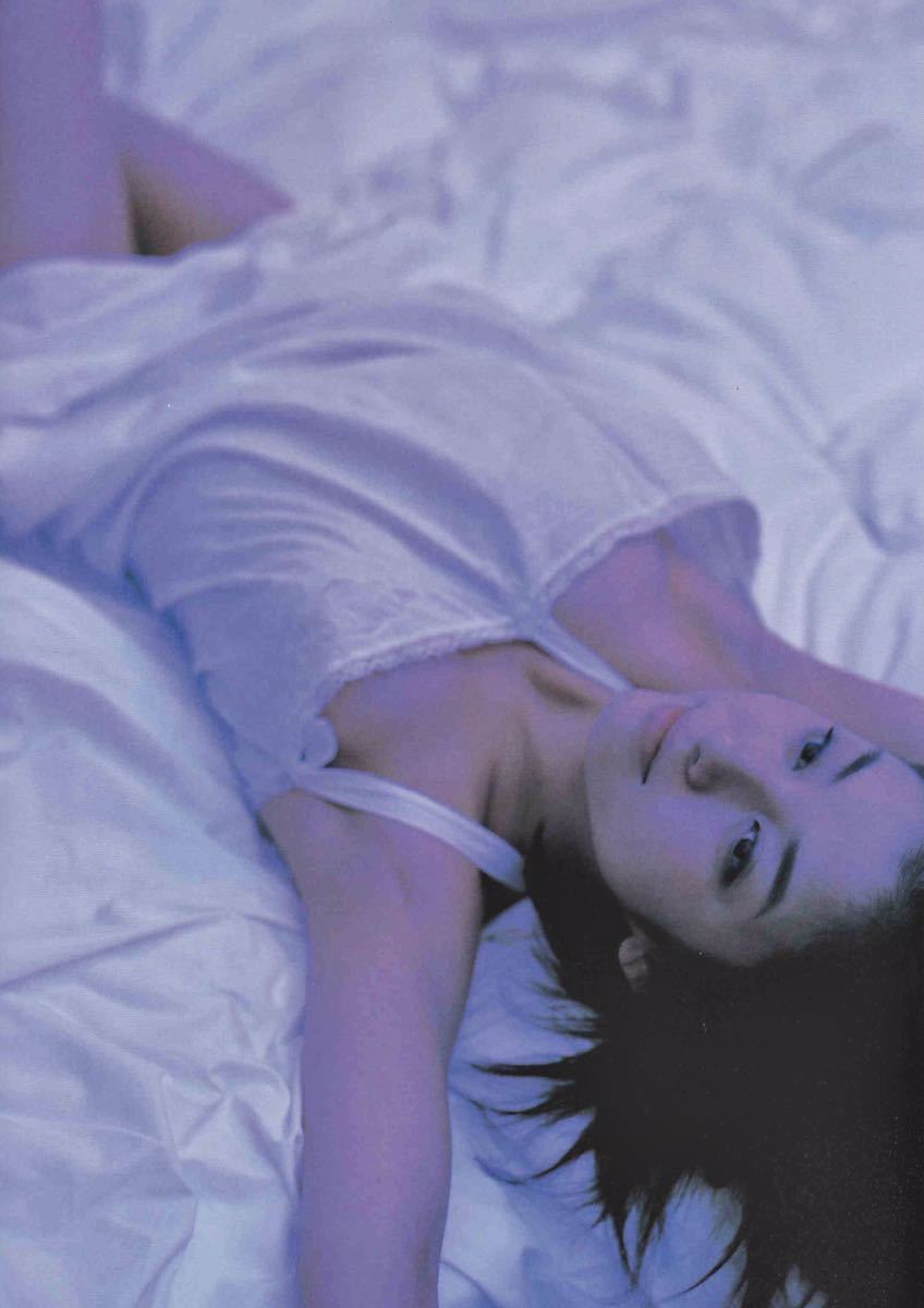 Yahoo!オークション - 写真集 国分佐智子『Luna』A4判 ハードカバー｜2...