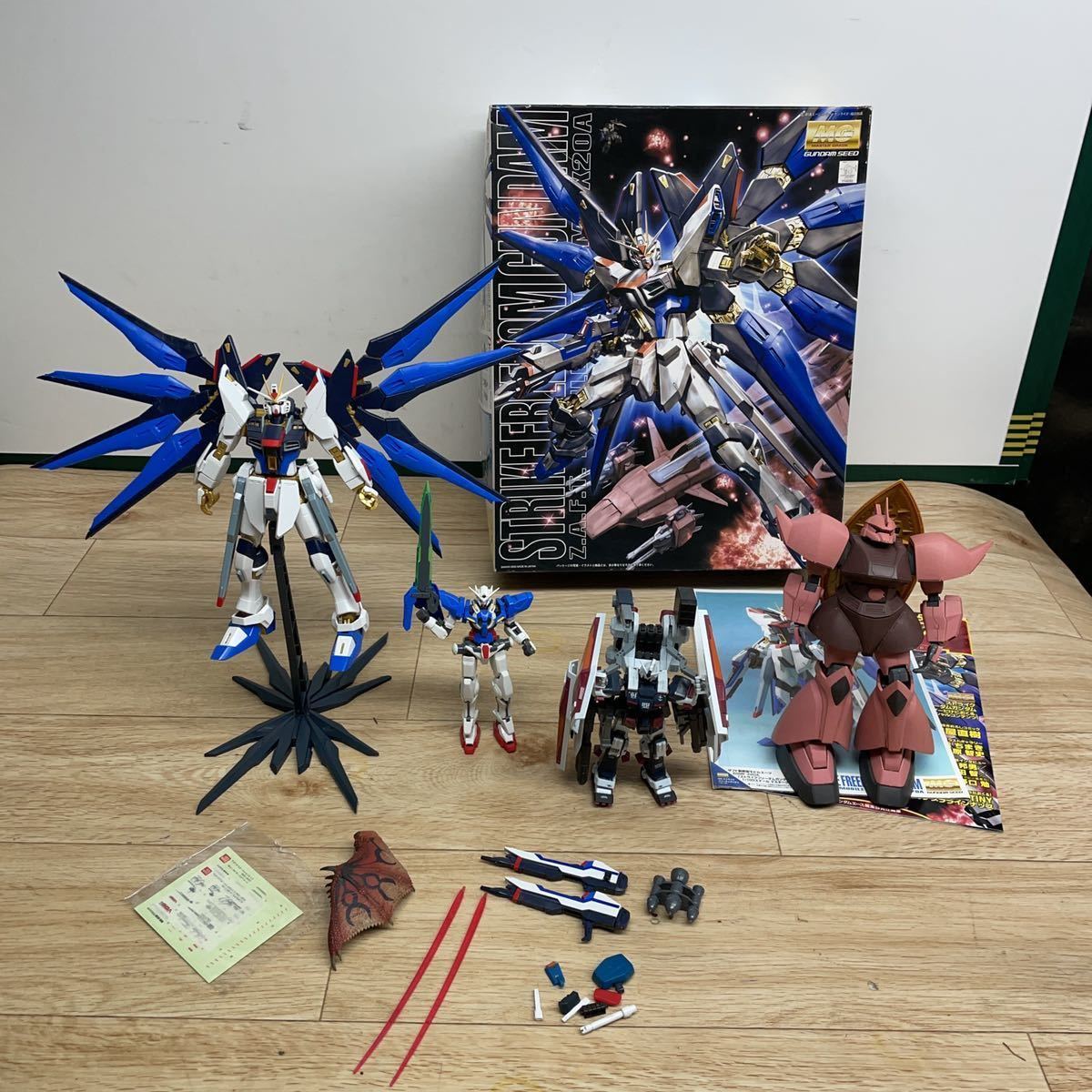 Yahoo!オークション - MG 1/100 ザフト製新型モビルスーツ ZGMF-X20A ...