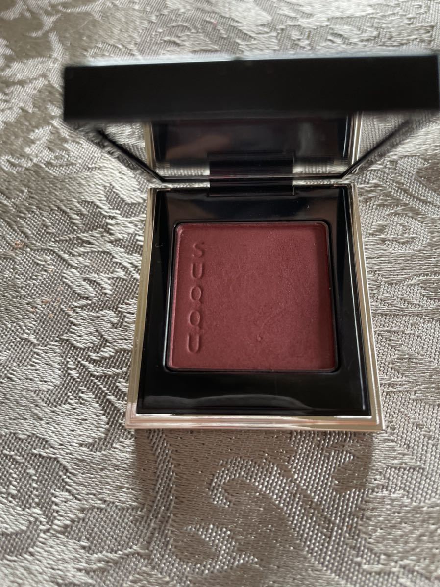 Yahoo!オークション - SUQQU トーン タッチ アイズ #17 美蘇芳 -BISUOU...