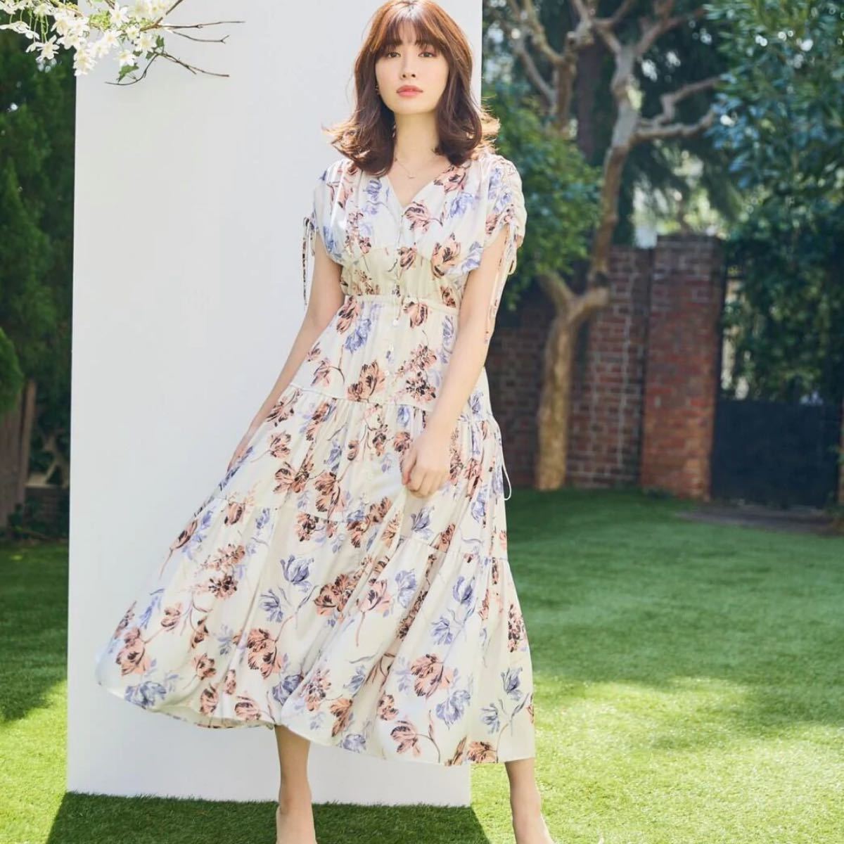 新品 her lip to Full Of Love フラワー ワンピース 花柄 新品 her lip to Full Of Love フラワー ワンピース 花柄