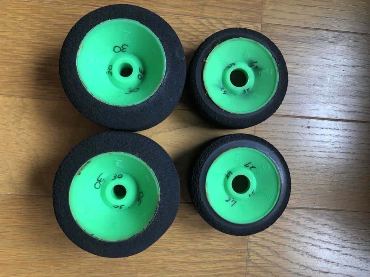 Yahoo!オークション - エンジンラジコン.bmt.1／8 タイヤホイール.レア...