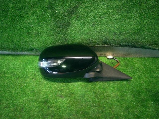 Yahoo!オークション - レガシィ CBA-BP5 右サイドミラー 2.0I 4WD 32J ...