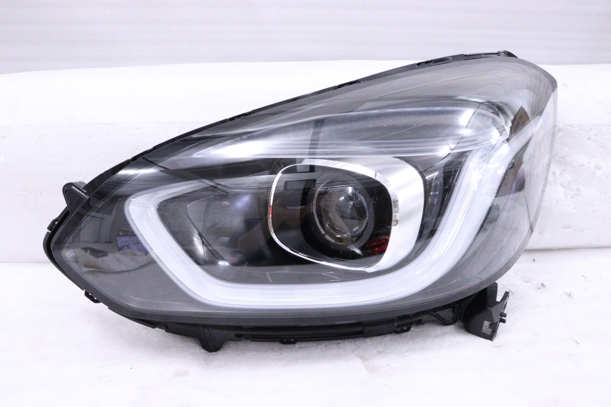 Yahoo!オークション - 27-1829 極上品 LED GR1 フィット 左ヘッドライ...