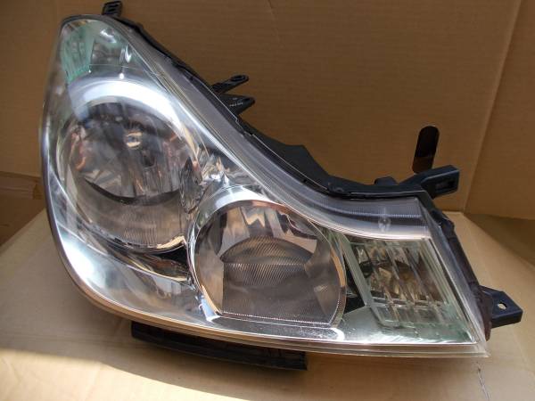 Yahoo!オークション - ウイングロード DBA-Y12 ヘッドランプ右 即決