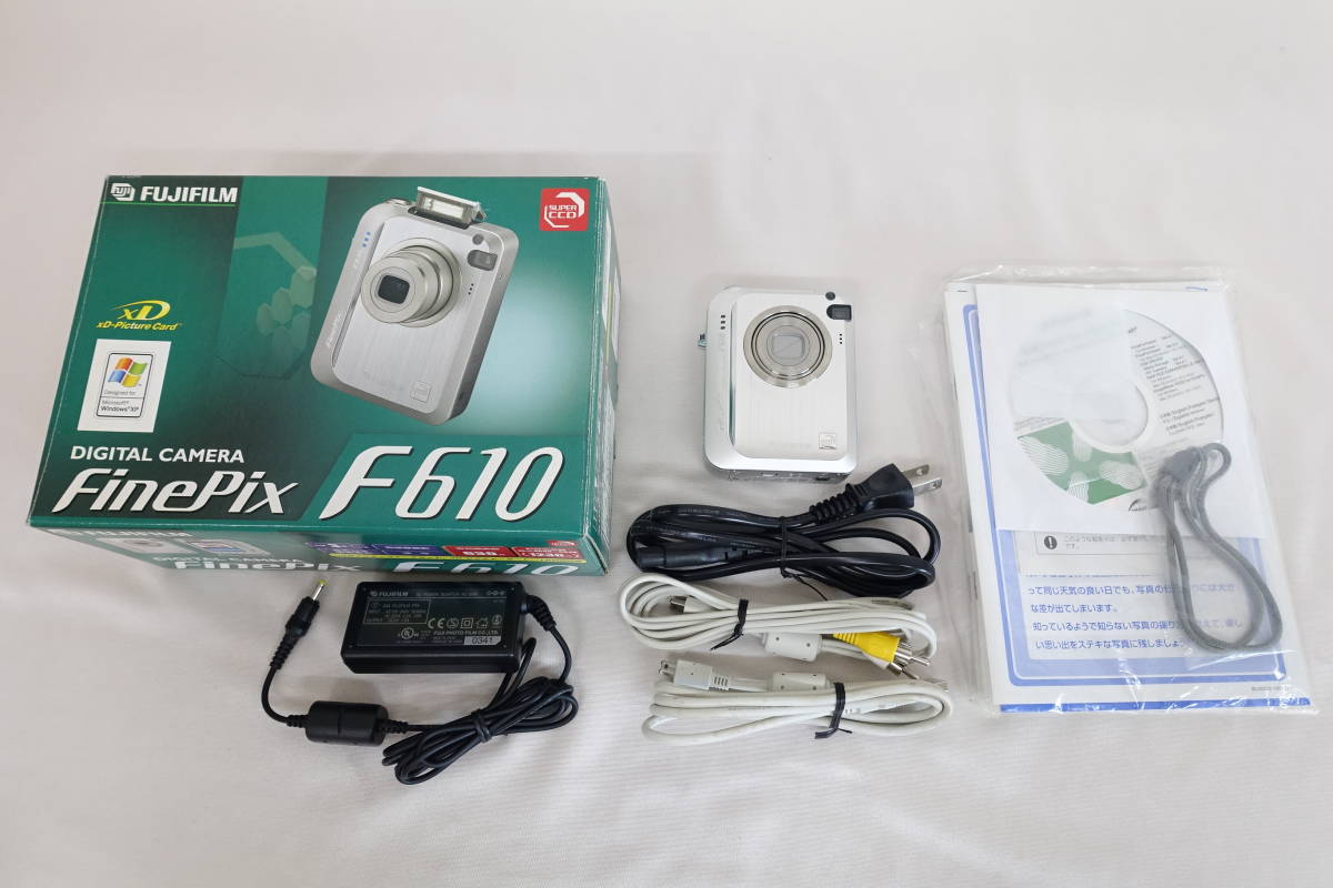Yahoo!オークション - （73）富士フィルム Finepix F610 通電OK