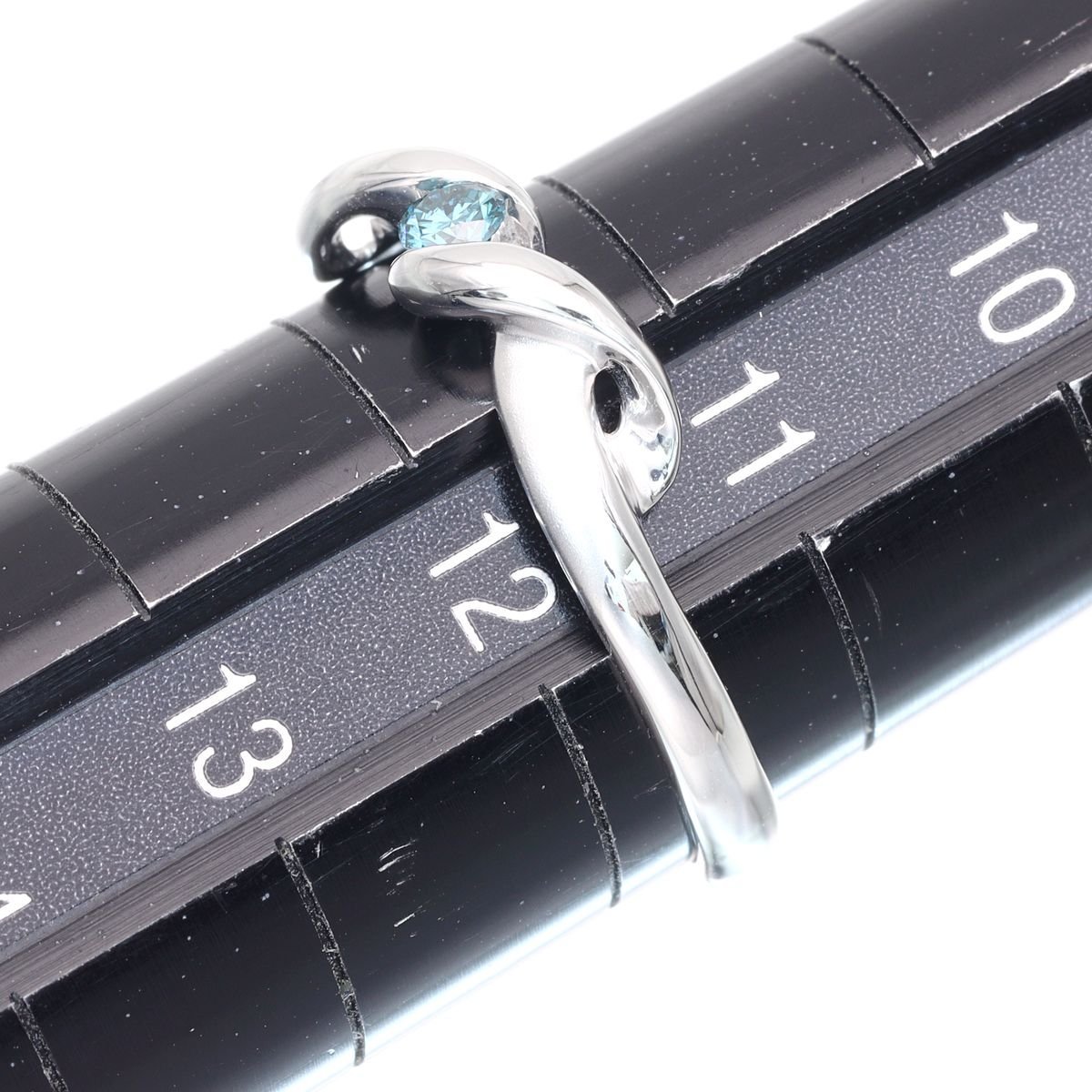 シンプルなデザイン ブルーダイヤモンド輝く K18WG ブルーダイヤモンド リング 2.3g 0.07ct 超 jp296(ホワイトゴールド台)｜売買されたオークション情報、yahooの商品 ...