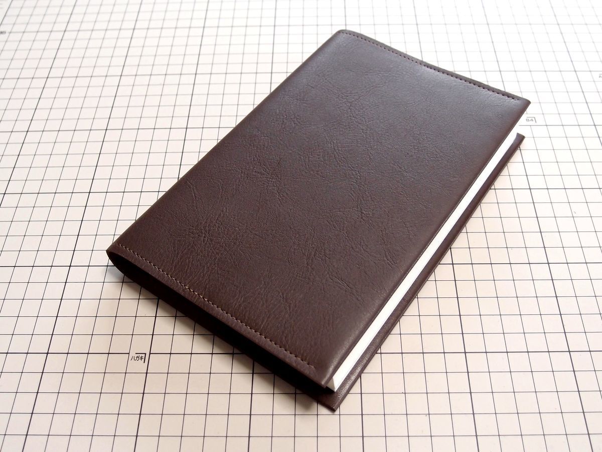 レザー 本革 ブックカバー 牛革 四六判 B6 283x190mm 74g 1 コンビ 焦げ茶系(ブックカバー)｜売買されたオークション情報、yahooの商品情報をアーカイブ公開 ...
