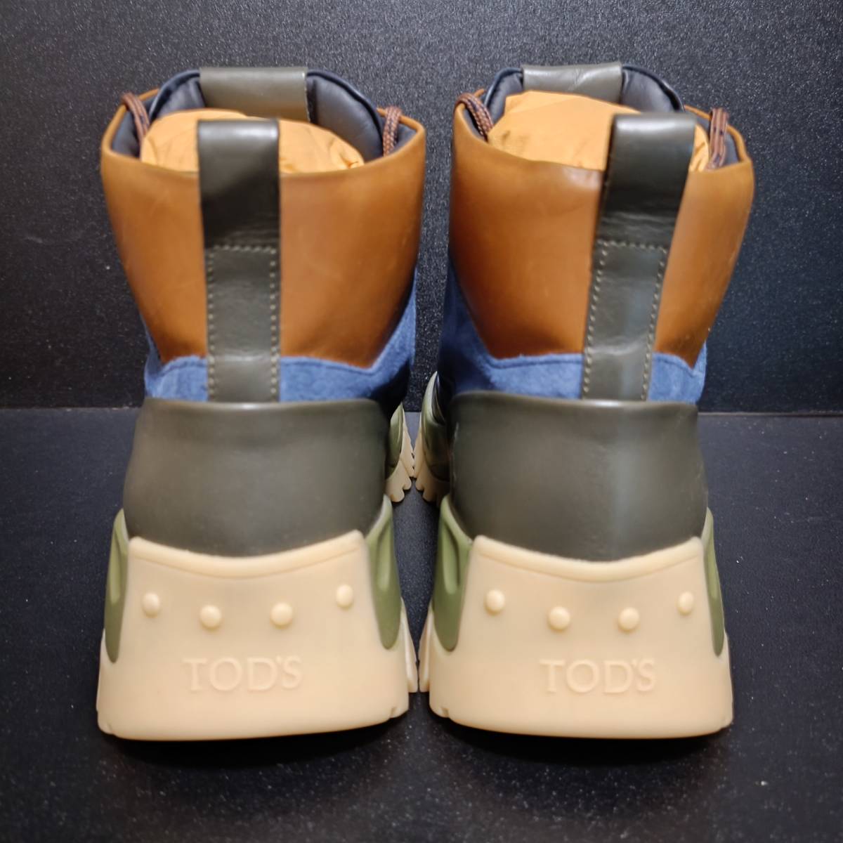 Yahoo!オークション - トッズ（TOD'S） スエードスニーカーブーツ 青 UK7