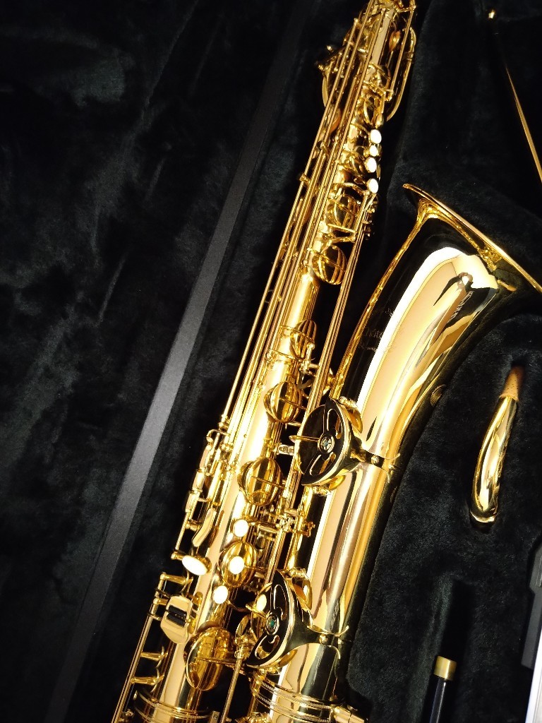 Yahoo!オークション - 希少 ショートベルバリトンサックス lowb Yahoo!オークション - 希少 ショートベルバリトンサックス lowb