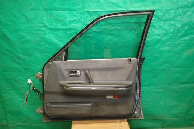 Yahoo!オークション - カペラカーゴ GV8W 右フロント ドアASSY 6Z サン...