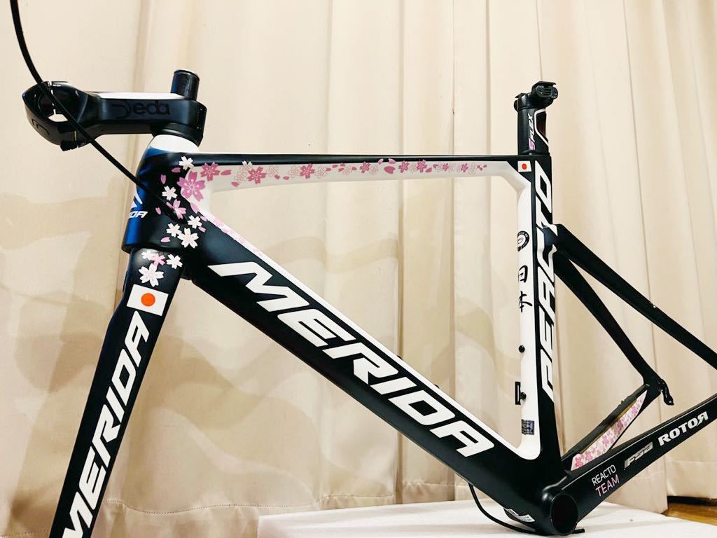 MERIDA REACTO TEAM-E 桜リアクト 新城達也モデル MERIDA REACTO TEAM-E 桜リアクト 新城達也モデル