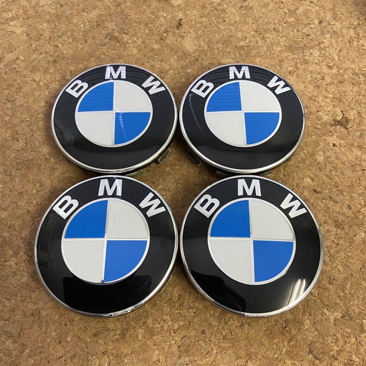 Yahoo!オークション - C290 正規品 BMW 純正 センターキャップ 4個 外...