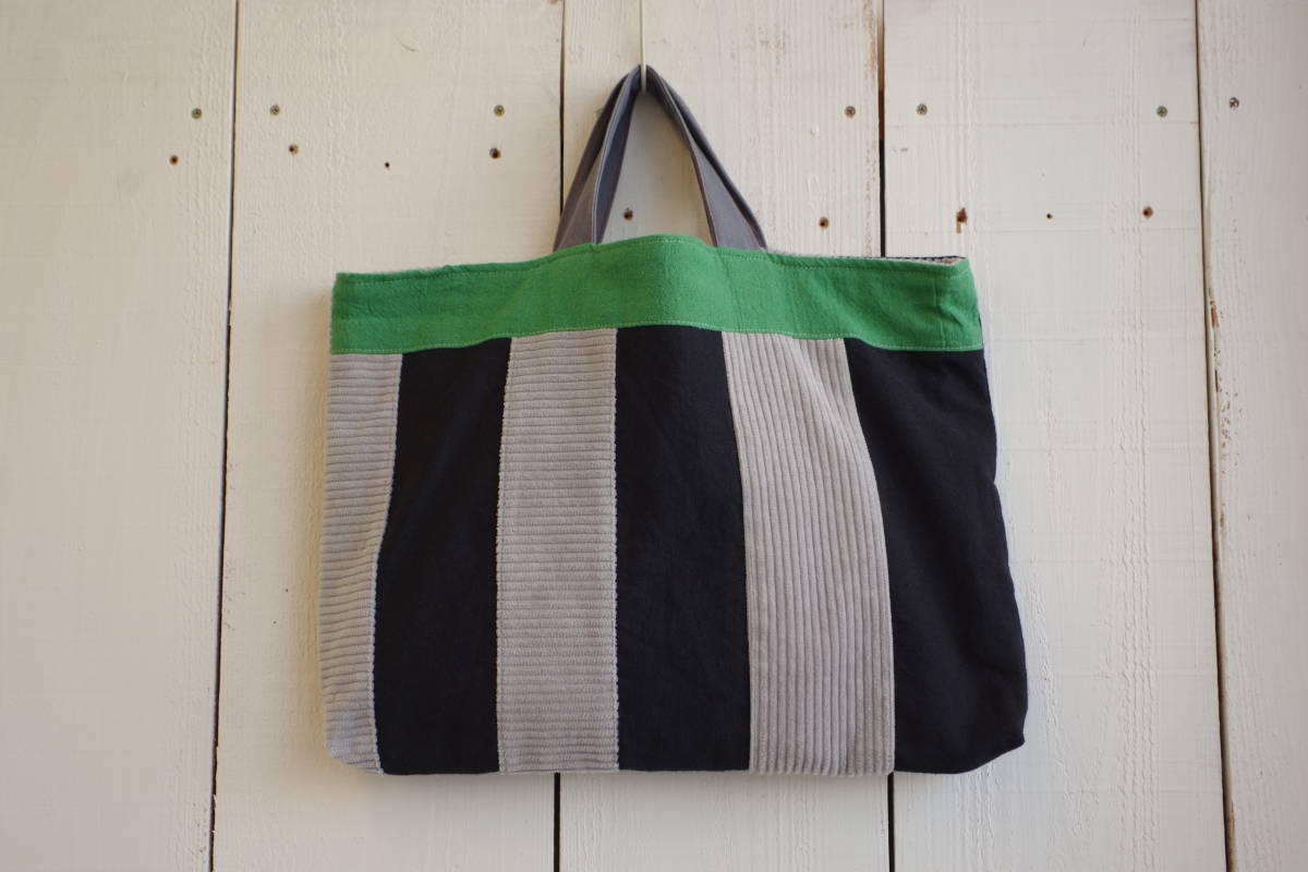 Yahoo!オークション - 雑貨家 ハンドメイド 絵本袋 リバーシブル しま...