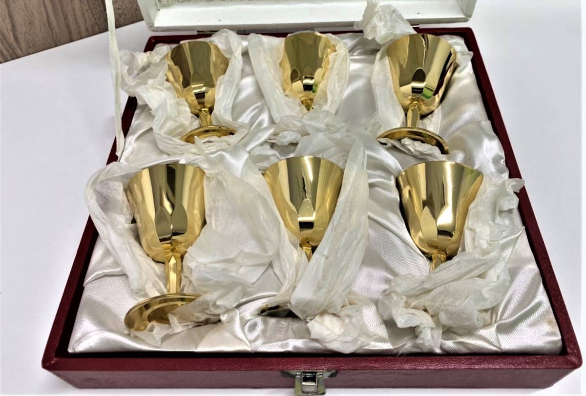 Yahoo!オークション - Y 24KGP 金メッキ ゴールド 酒器 6点 専用箱付き...