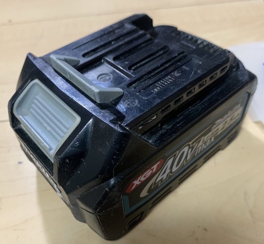 Yahoo!オークション - マキタ純正バッテリー 40v 2.5Ah