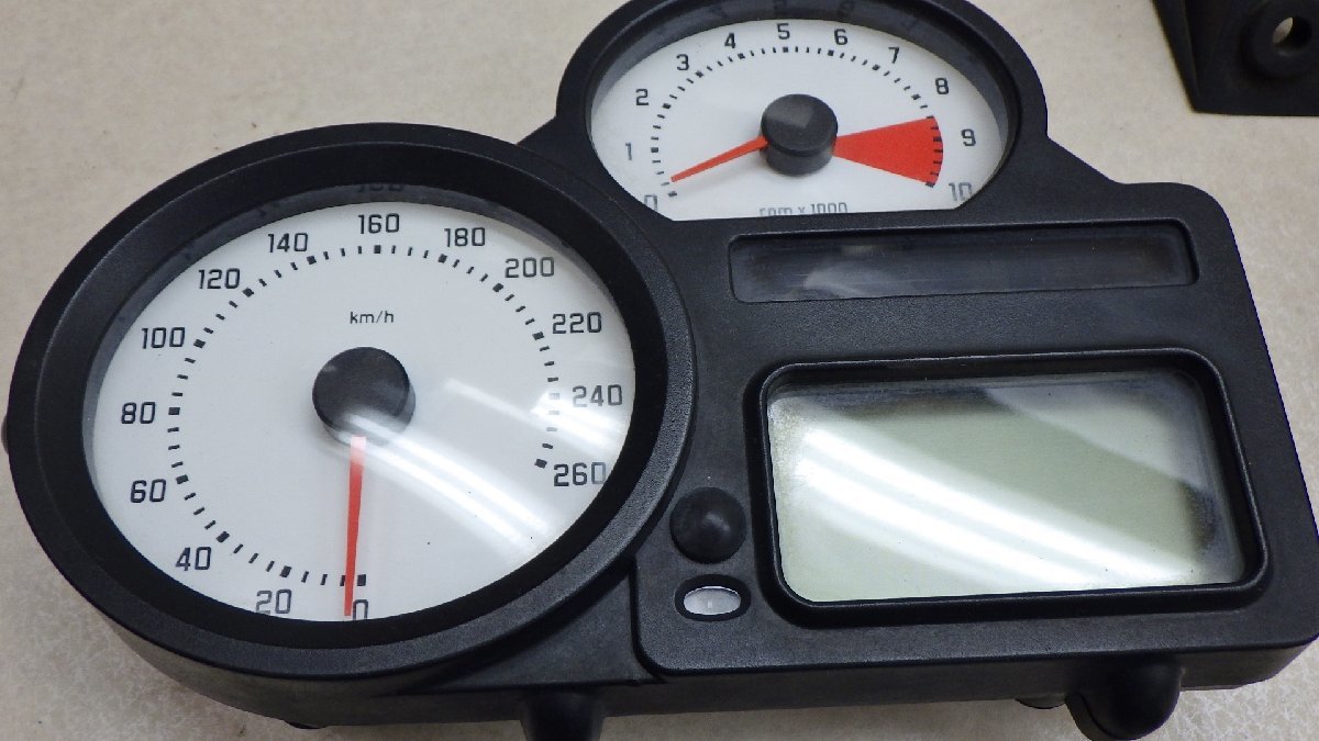 Yahoo!オークション - A817 R1200S メーター ECU メインスイッチ BMW