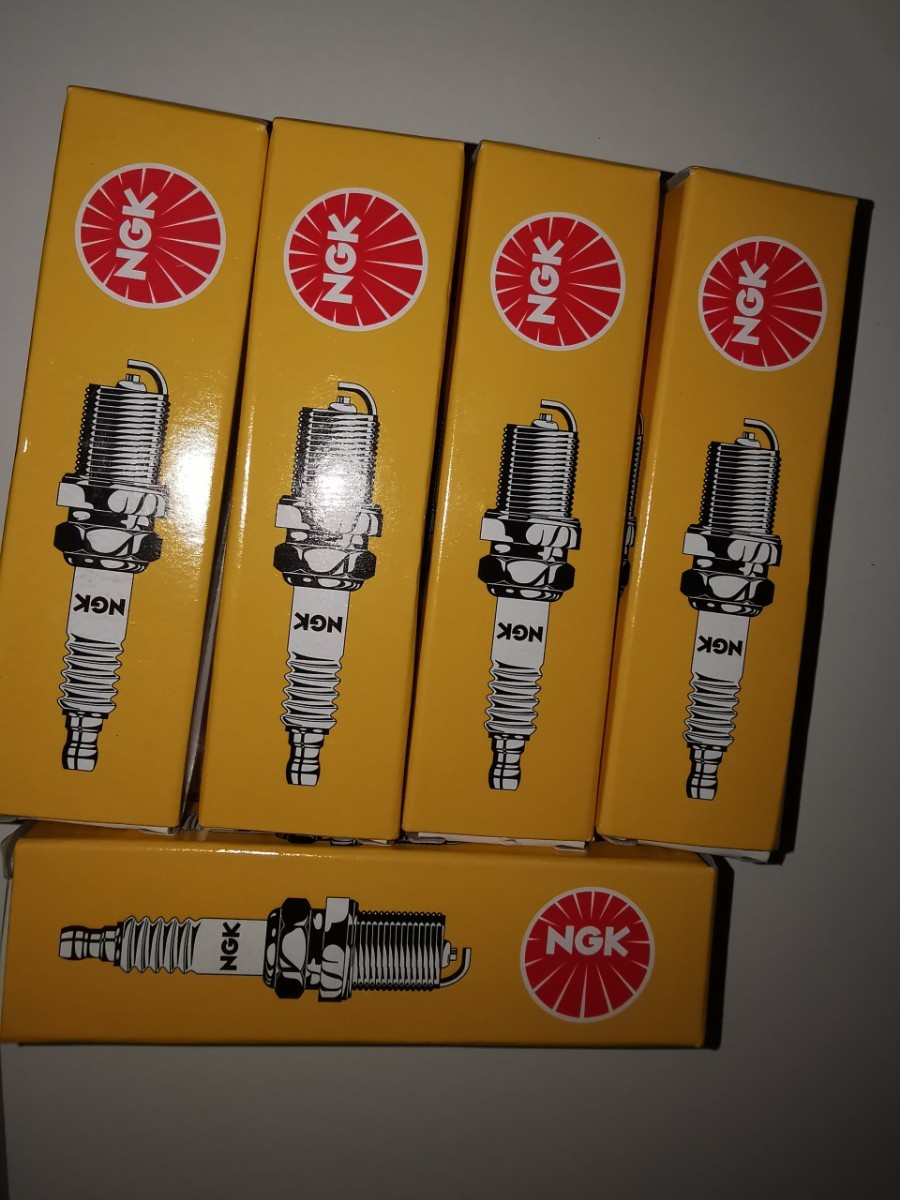 PayPayフリマ｜DR8EA 4本 DR9EA 1本 計5本 NGKプラグ
