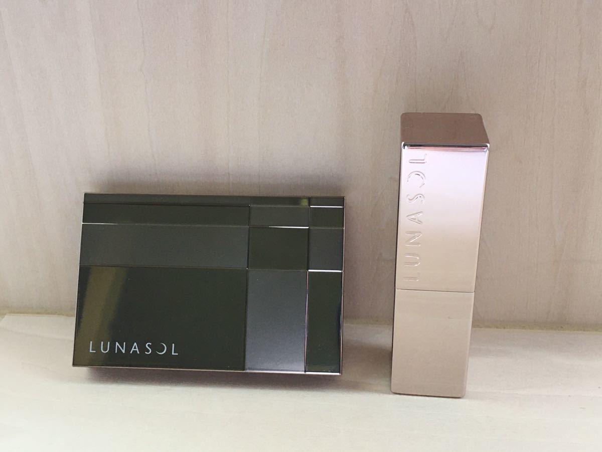 Lunasol Lunasol Kanebo Styling I Zone Compact 01 Eyeshadow Eyeliner Si
