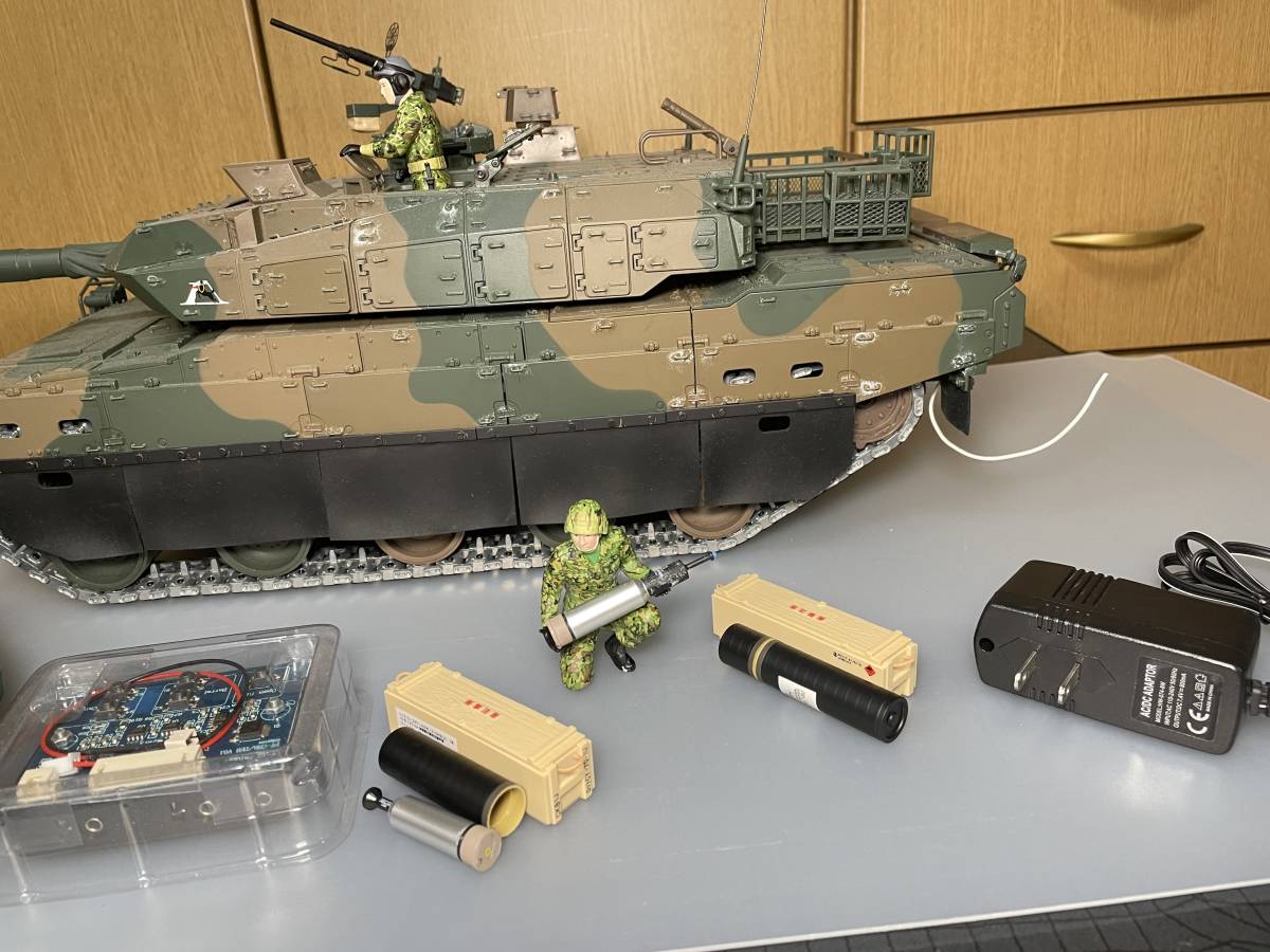 Yahoo!オークション - アシェット 1/16 陸上自衛隊 10式戦車を Yahoo!オークション - アシェット 1/16 陸上自衛隊 10式戦車を