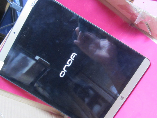 ジャンク ONDA V919 Air CH windows 10型 wifi 64gb 金 不動 7-4336(本体)｜売買されたオークション情報、yahooの商品情報をアーカイブ公開 ...
