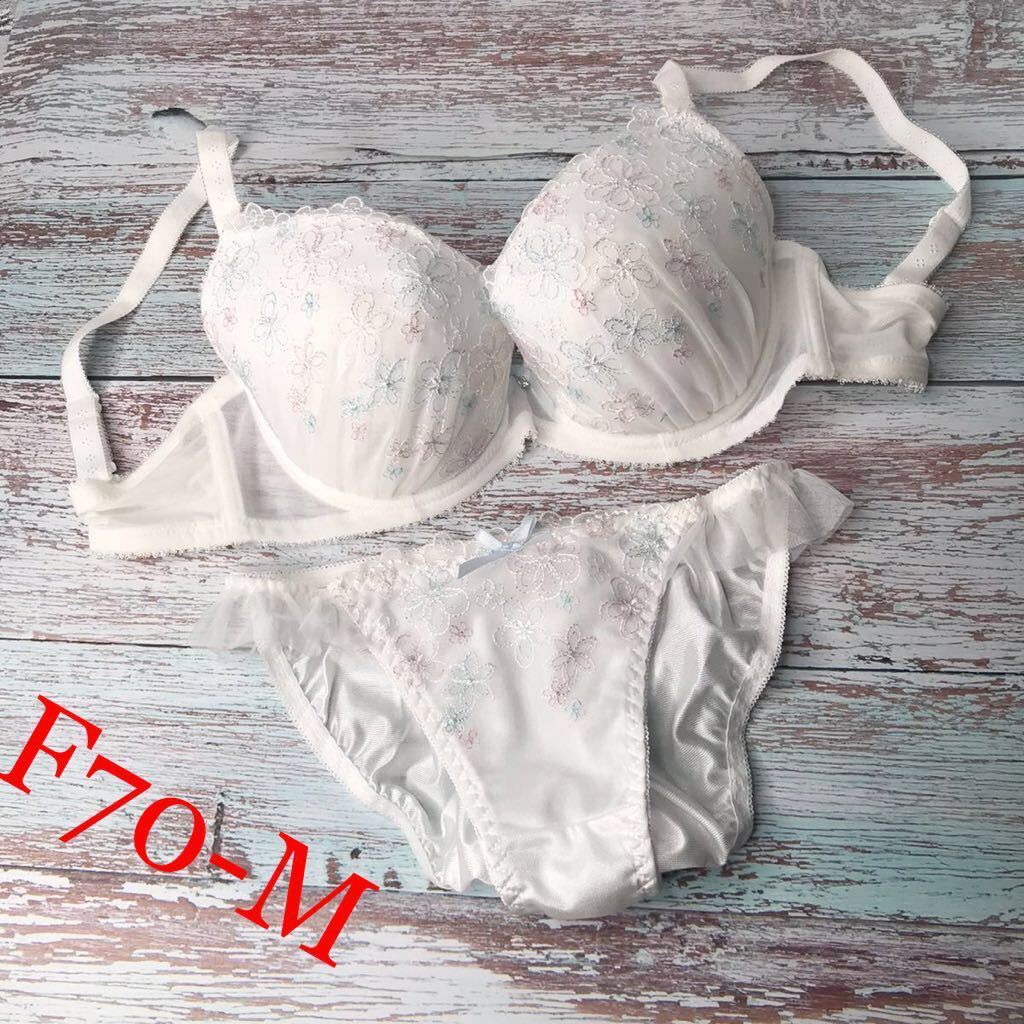 Yahoo!オークション - F70ブラショーツセット 白花に花刺繍 サイズ ブ...