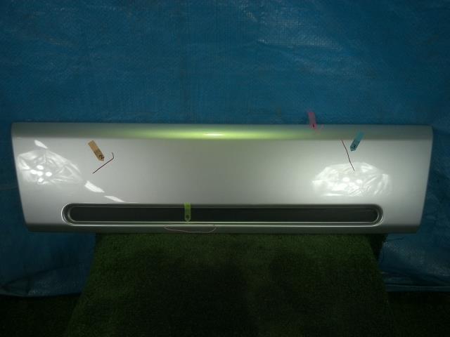 Yahoo!オークション - K180755 三菱 タウンボックス グリルカバー U63...