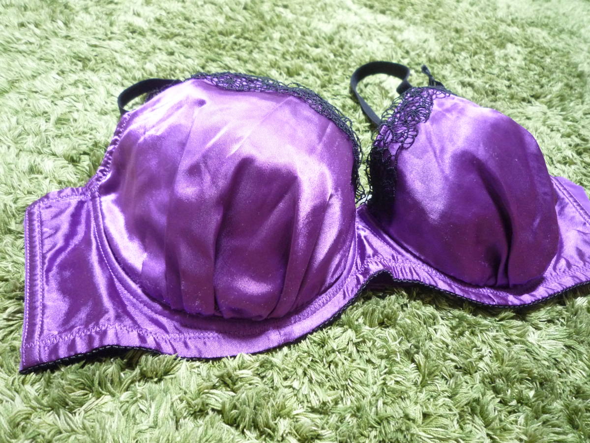 Yahoo!オークション - ブラジャー E95 ブラ 新品 未使用 訳あり