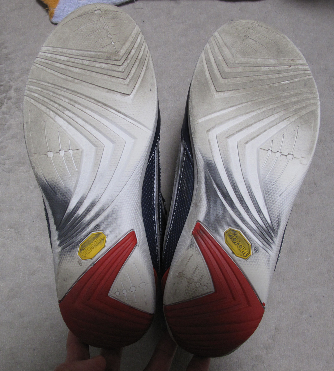 Yahoo!オークション - クシタニ ブロックフローシューズ（K-4573） 色 ...