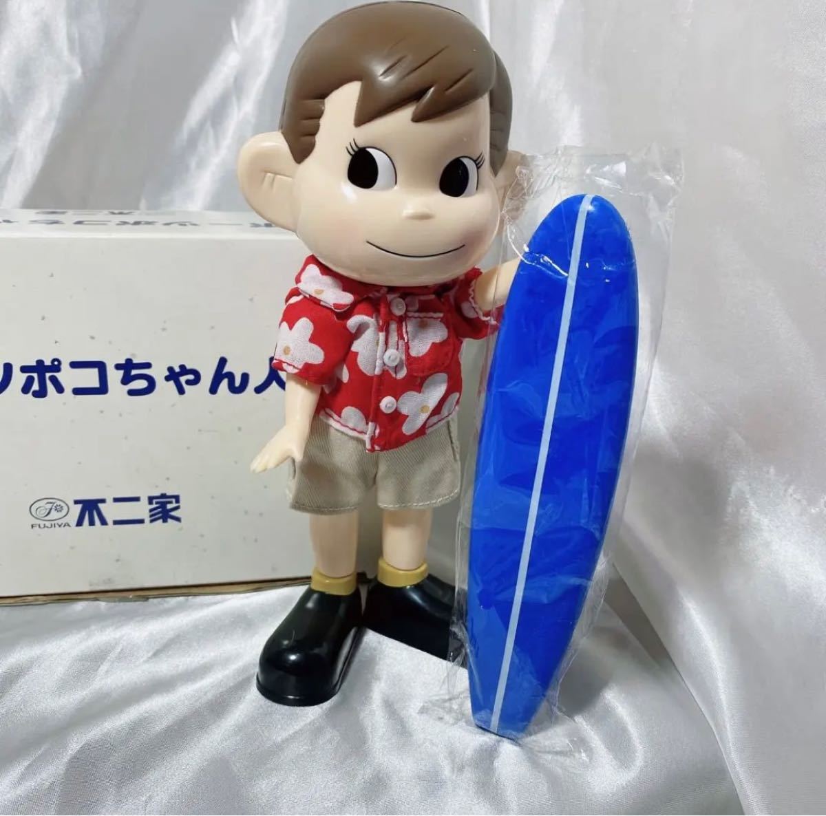 スポーツポコちゃん人形 サーフボード付 手足稼働 未使用品 スポーツポコちゃん人形 サーフボード付 手足稼働 未使用品