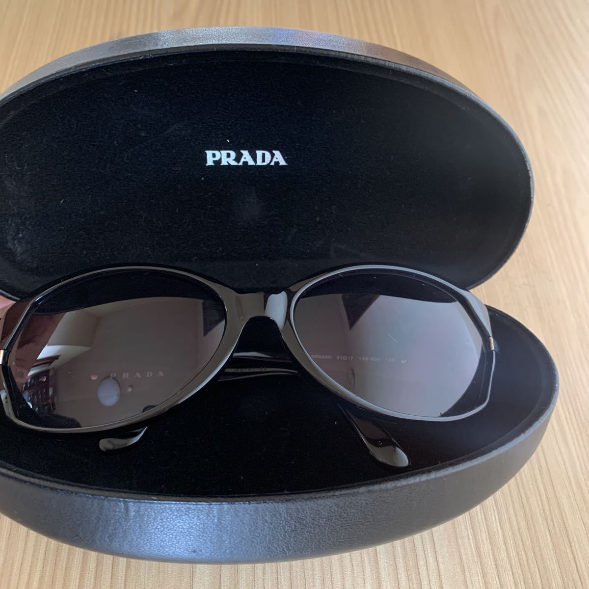 Yahoo!オークション - PRADA プラダ サングラス ロゴ SPR24H 61 17 1AB...